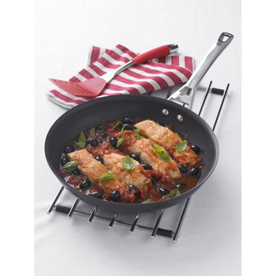 Circulon Infinite Black Round Hard Anodised Aluminium Non-Stick ...