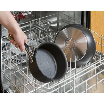 Circulon Infinite Black Round Hard Anodised Aluminium Non-Stick Skillet ...