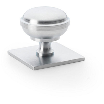 Classic Round Cabinet Door Knob & Matching Backplate - Satin Chrome ...