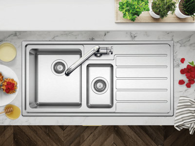 Clearwater Solar 1.5 Bowl and Right Hand Drainer Stainless Steel ...