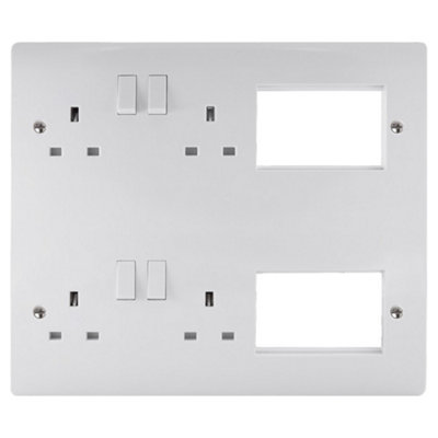 Click CMA606 Mode Multimedia Plate with 2 x 2 Gang Sockets & 6 x ...