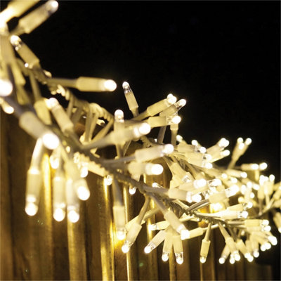 Cluster Lights White Rubber IP65 Warm White 30M