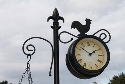 Cockeral Design Garden Clock and Thermometer With Hanging Basket and ...
