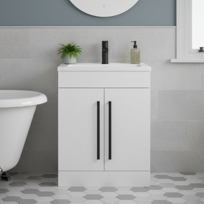 Complete Bathroom Suite 1700mm Bath, Shower Screen, 600mm Vanity ...