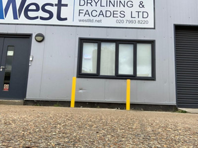 Concrete In Heavy Duty Steel Bollard 1200mm in Yellow | DIY at B&Q