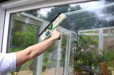 CONSERVATORY WINDOW CLEANER KIT - TELESCOPIC POLE, SQUEEGEE & WASHER ...