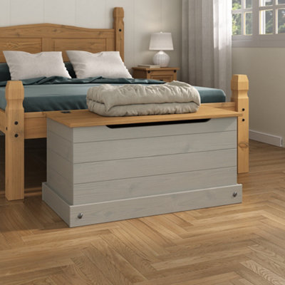 Corona Grey Solid Pine Ottoman Single Bedding Box Toy Chest Blanket