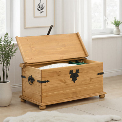 Corona Storage Ottoman Chest in Distressed Waxed Pine Finish