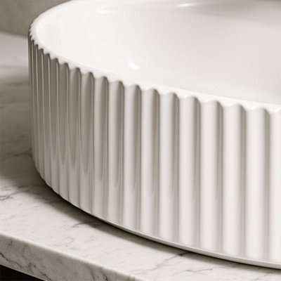 COUNTERTOP WASHBASIN REA MARCELA 50 WHITE CERAMIC