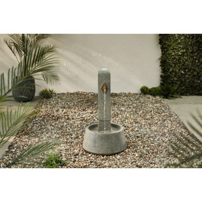 Country Tap Solar Powered Water Feature With Cover