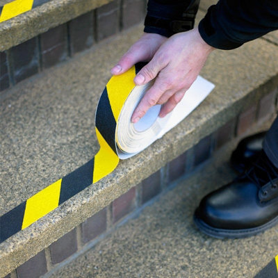 Course Grade Hazard Yellow Black Anti Slip Tape Roll 25mm x 18.3m