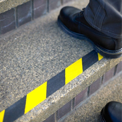 Course Grade Hazard Yellow Black Anti Slip Tape Roll 25mm x 18.3m