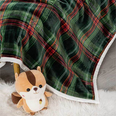 Cozy Double Layer Green Tartan Blanket for Ultimate Comfort