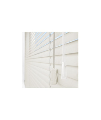 Cream Aluminium Venetian Blinds 25mm Slats 85cm x 120cm