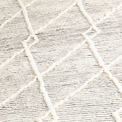 CREAM & BLACK DIAMOND PATTERN LARGE WOOL RUG