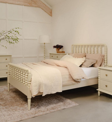 CROMWELL 5FT WOODEN BED FRAME WITH BOBBIN DESIGN HEADBOARD AND FOOT END ...