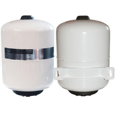 Crown - 18 Litre Potable Expansion Vessel 22mm Connection