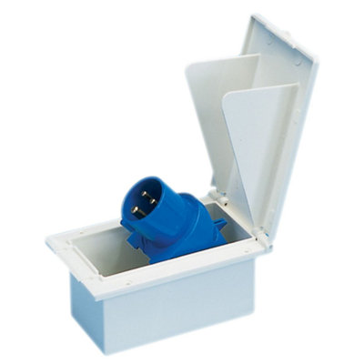 Crusader Mains 240v Inlet Flush Mounted Plug Angled 16A