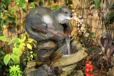 Curious Otters Animal Animal Fountain Solar Water Feature