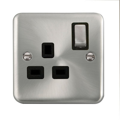 Curved Satin / Brushed Chrome 1 Gang 13A DP Ingot Switched Plug Socket ...