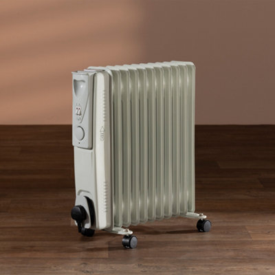 Daewoo 11 Fin Oil Filled Radiator 2500W Portable Heater with Energy ...