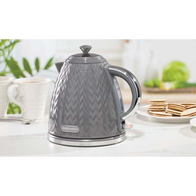 Daewoo Argyle Retro Matching 1.7L Jug Kettle Toaster and Microwave Set ...