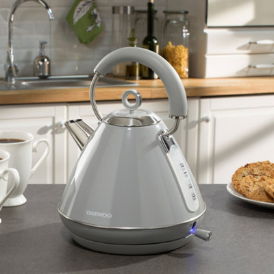 Daewoo Kensington SDA2593GE Grey Pyramid Kettle 1.7 Litre Rapid Boil