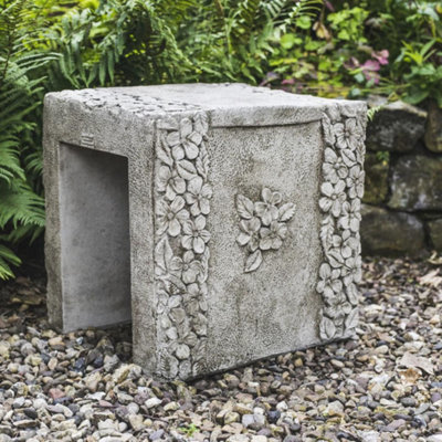 Daisy Design Stone Cast Garden Stool / Seat | DIY at B&Q