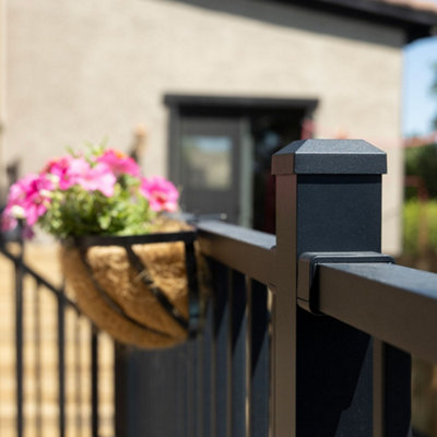 Deckorators Rapid Rail Aluminium Balustrade Post Kit (990mm) Black
