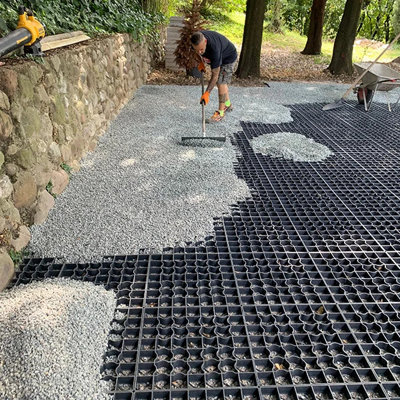 DekRock Heavy Grass/Gravel Paving Grids (Pack of 28, 7sqm) BLACK