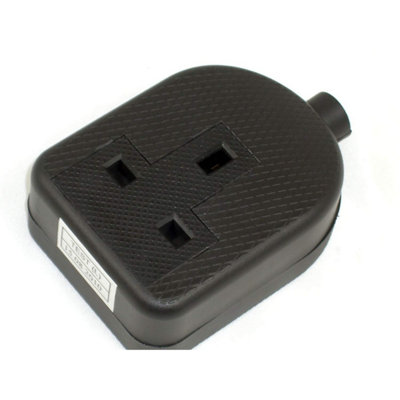 Dencon 13A Rubber Extension Socket (UK Plug) Black (One Size)