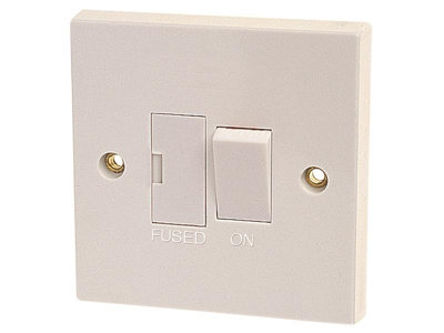 Dencon 13A Switched Fused Spur for Safe and Reliable Electrical Connections