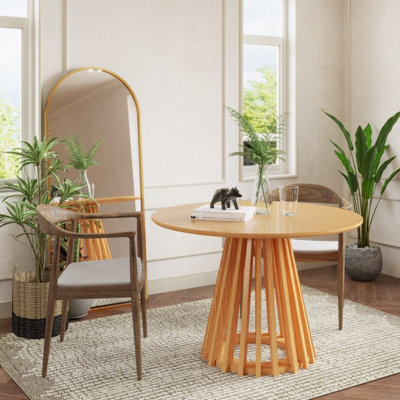 Designer Wood Grain Effect Dining Table Round Catalina