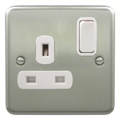 Deta 1907SCW Switch Socket 1 Gang DP 13 Amp Satin Chrome / White Insert