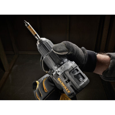 Dewalt DCD100M2T Black 18v XR Brushless Compact Combi Hammer Drill 4AH ...