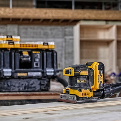 Dewalt DCW200N Cordless Brushless 18v XR 1/4 Sheet Palm Sander Tstak ...