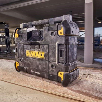 Dewalt DWST1 81079 18v XR Tstak DAB Digital Job Site Radio Bluetooth Charger USB