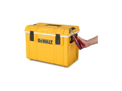 Dewalt cool box store