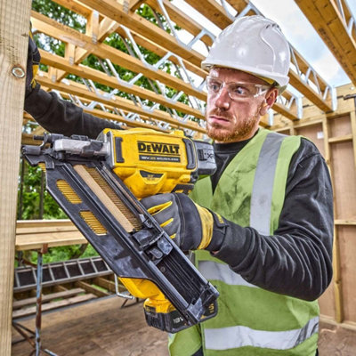 DeWalt XR DCN930P2 Cordless 18v Brushless 90mm Gasless Framing Nailer ...