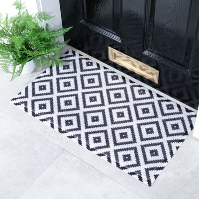 Diamond Black Doormat (70 x 40cm) | DIY at B&Q