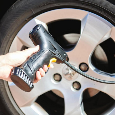 Digital Cordless 12V Tyre Inflator - USB Rechargeable 150PSI Air ...