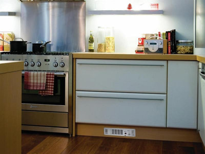 Dimplex WWFH20E Winterwarm Plinth Heater with Remote Control 2kW DIMWWFH20E