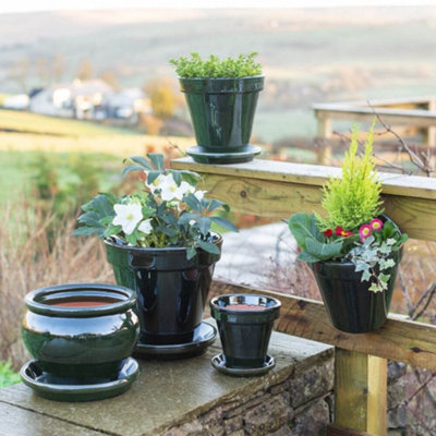 Dipped Green Hand Painted Set of 2 Outdoor Garden Hanging Plant Pots (D ...