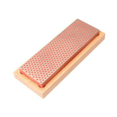 DMT - Diamond Whetstone 150mm Wooden Box Red 600 Grit Fine | DIY at B&Q