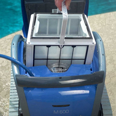 Dolphin M600 Pool Cleaner for swimming pool Robotic Cleaner for Floor ...