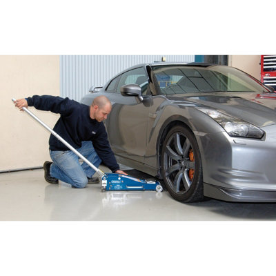 Draper Aluminium and Steel Low Profile Trolley Jack, 2.5 Tonne 31479