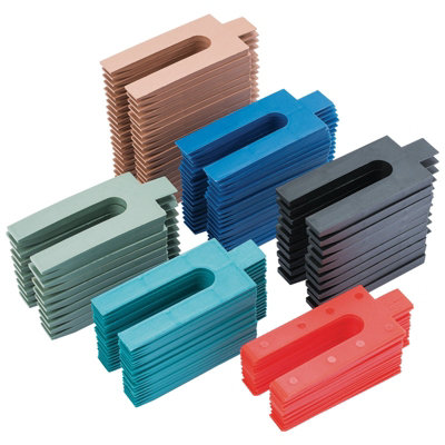 Draper Assorted Plastic Frame Packers (Pack of 100) 44006 | DIY at B&Q