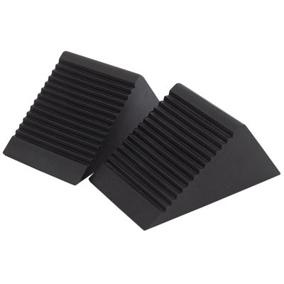 DRAPER RUBBER WHEEL CHOCKS, PAIR, TRIANGULAR DESIGN FOR VEHICLE SAFETY ...