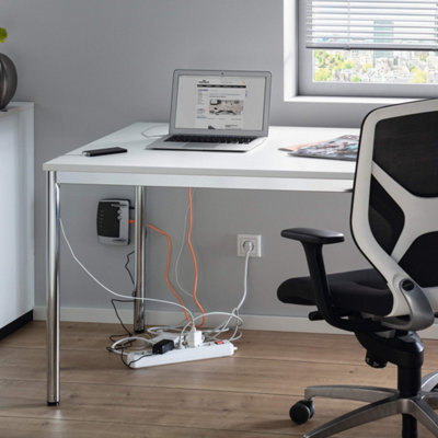 Large cable management store