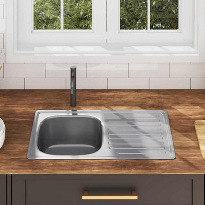 Durable Kitchen Sink with Strainer and Trap Stainless Steel